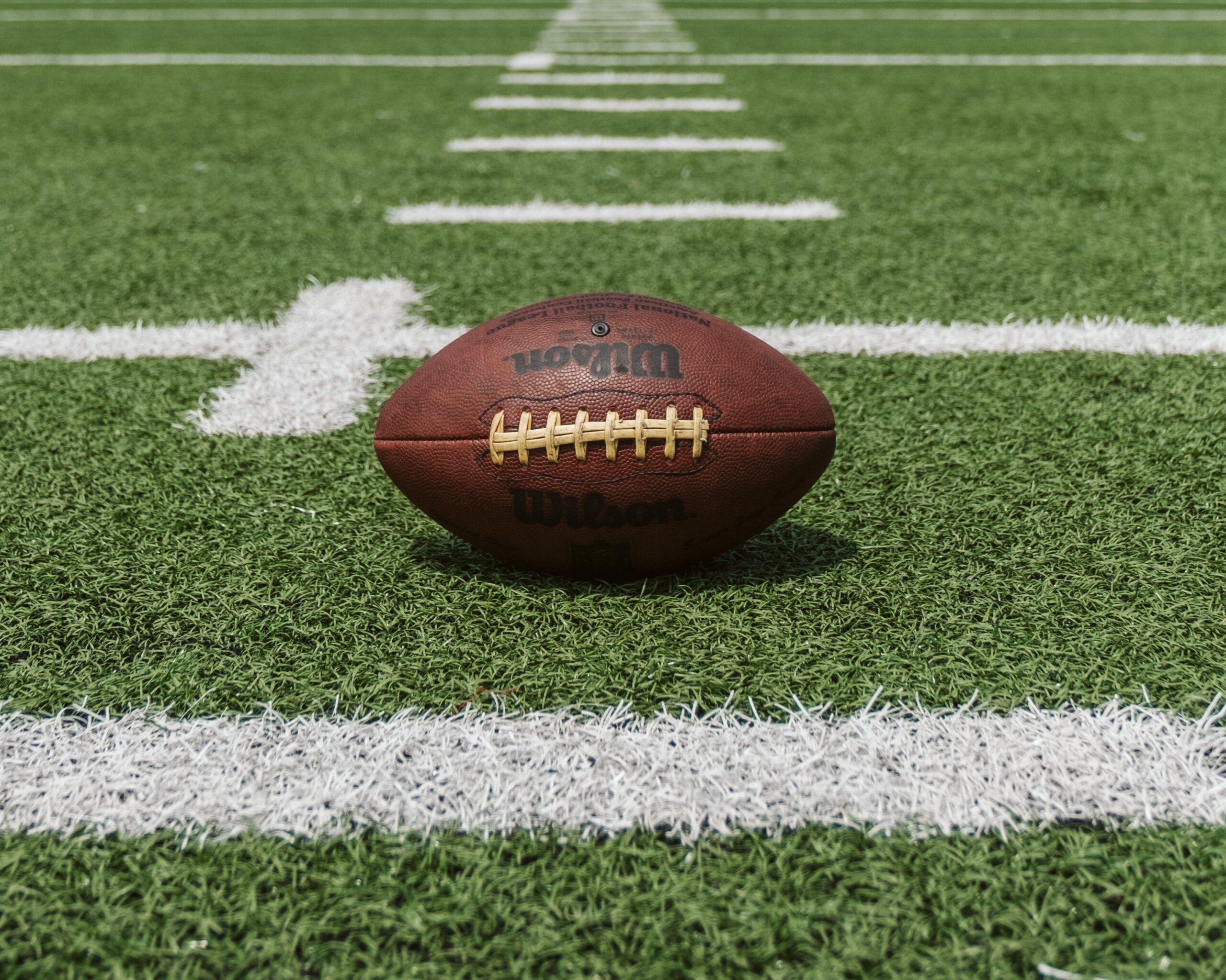 Buffalo Bills player Vontae Davis retires during a game