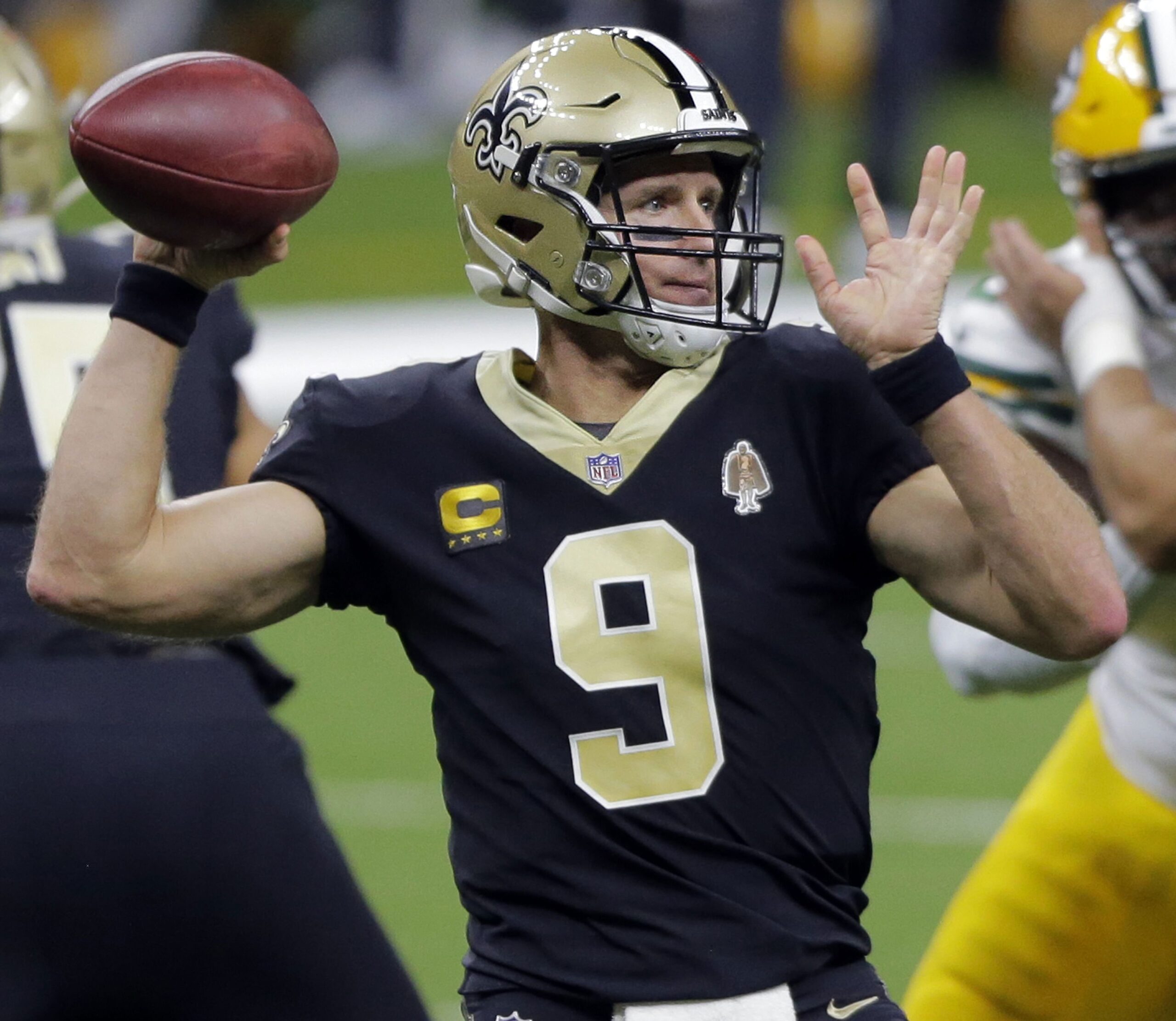 Drew Brees Breaks Records & Our Hearts